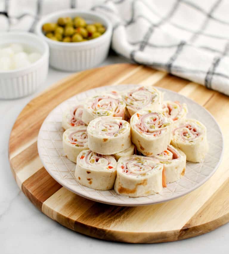 Green Olive, Ham & Cream Cheese Rollups (So Tasty!)