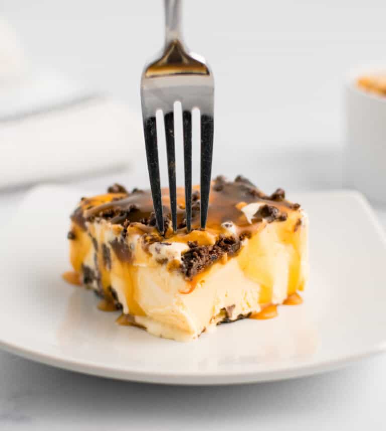 Grandma's Ice Cream Crunch Cake (Caramelly and Delicious!)