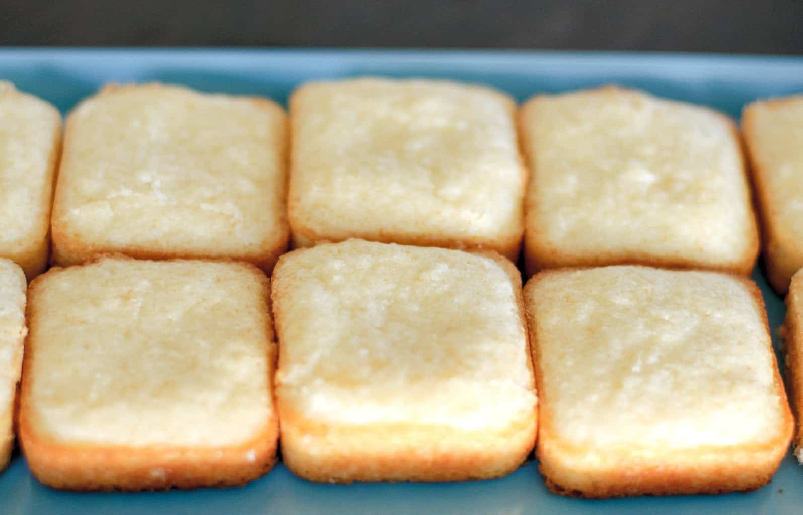 Easy & Delicious Miniature Almond Cakes (with Glaze!)