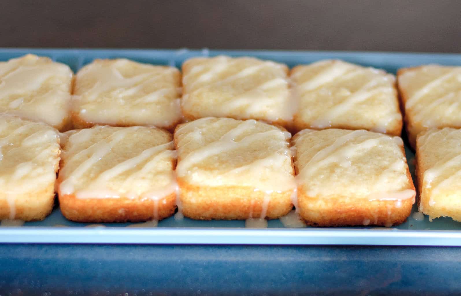 Easy & Delicious Miniature Almond Cakes (with Glaze!)