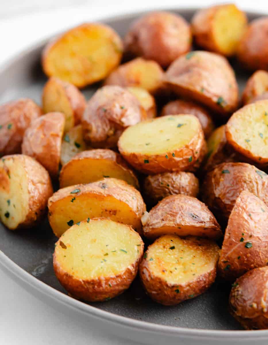 Perfect Baked Potato Recipe (So Easy + Ready in 1 Hour)