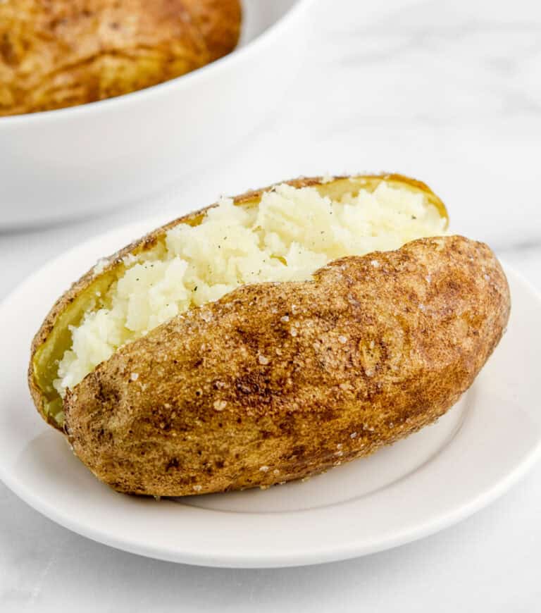 Perfect Baked Potato Recipe (So Easy + Ready in 1 Hour)