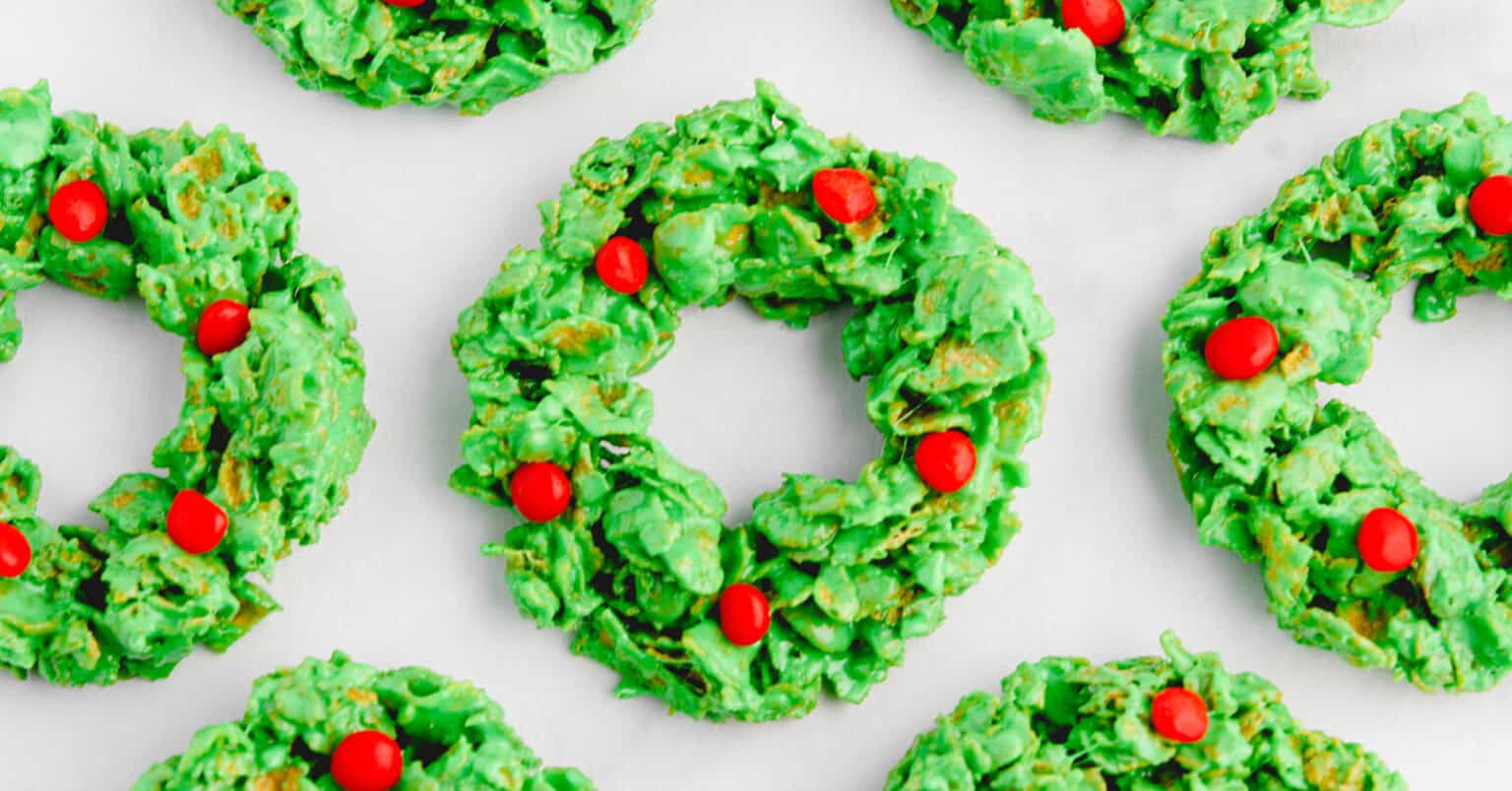 Christmas Corn Flake Wreaths - Easy, No-Bake Holiday Treat